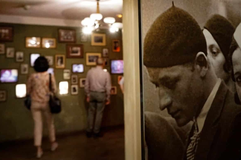 Schindlers Factory tour - discover Oskar Schindlers museum