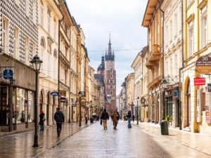 Krakow Walking Tour - book your Krakow Guide with KrakowDirect