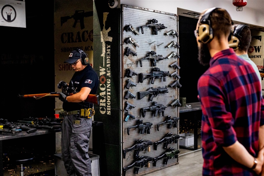 Krakow shooting range trip - AK47 Kalashnikov shooting