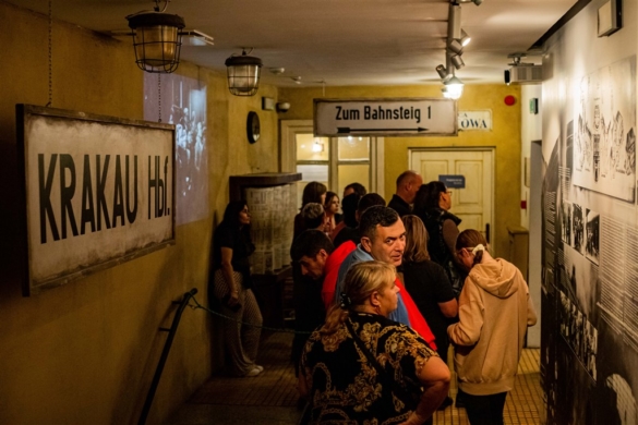 Schindlers Factory tour - discover Oskar Schindlers museum